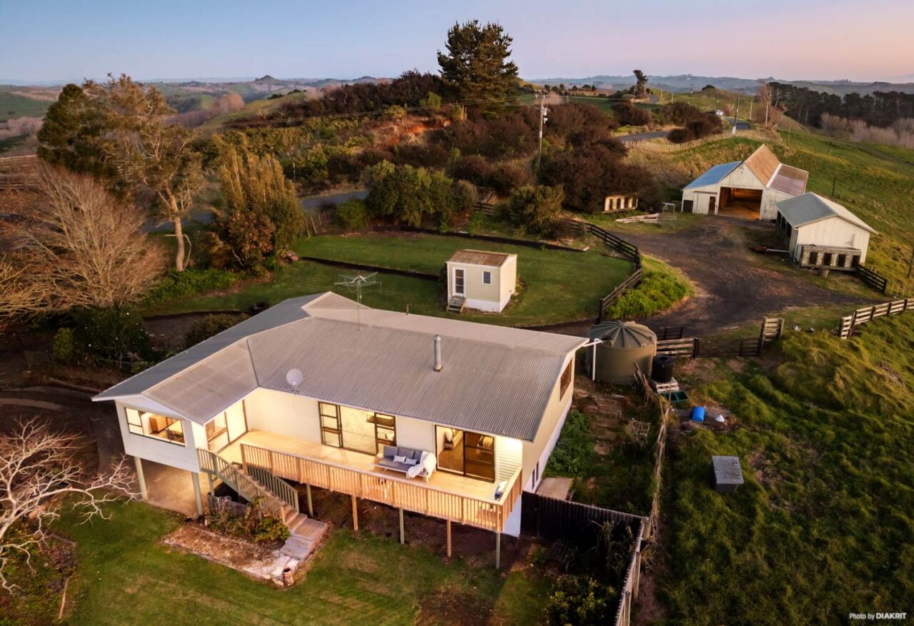 974 Wairamarama Onewhero Road, Onewhero - Luke & Jason Barfoot